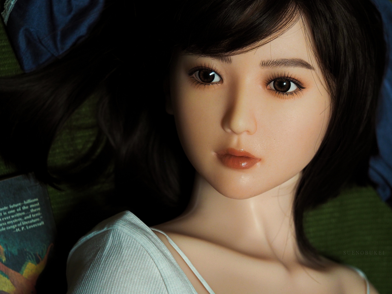 Yuzuki: trial and error - The quiet beauty of the doll