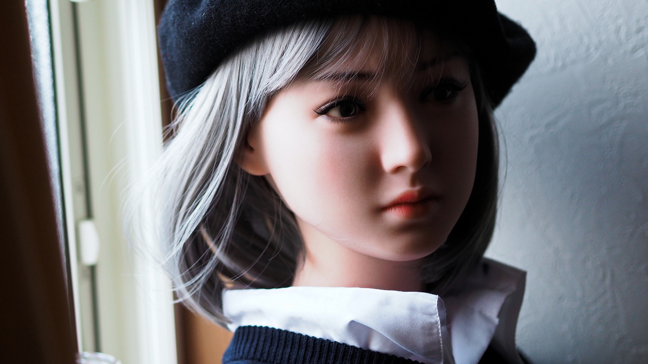 Yui: Just silence - The quiet beauty of the doll