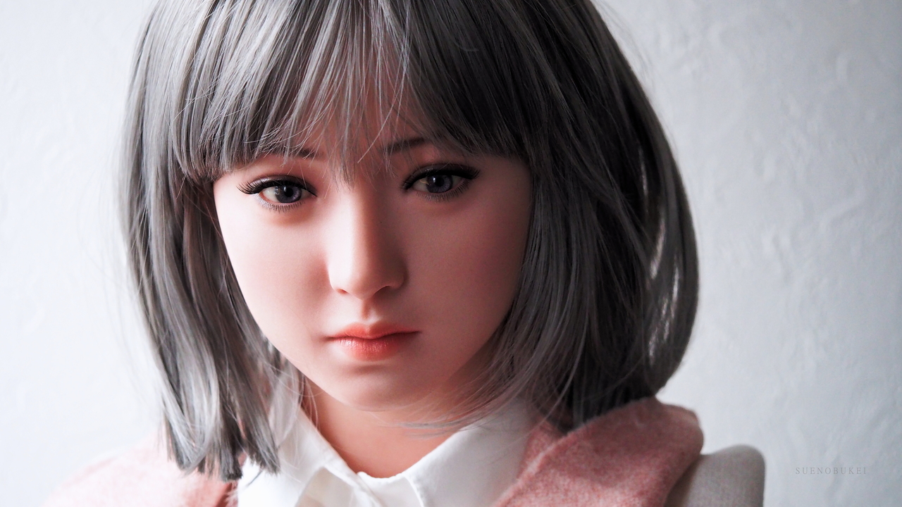 Yui: A slightly paler version - The quiet beauty of the doll