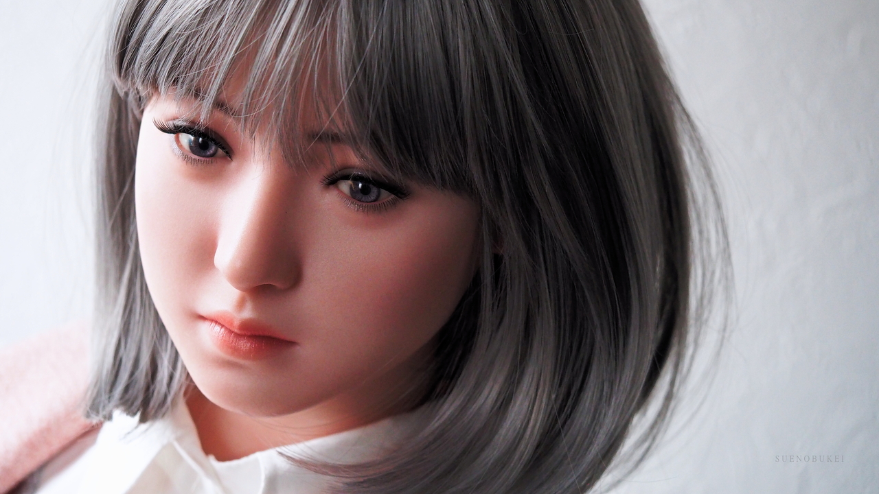 Yui: A slightly paler version - The quiet beauty of the doll