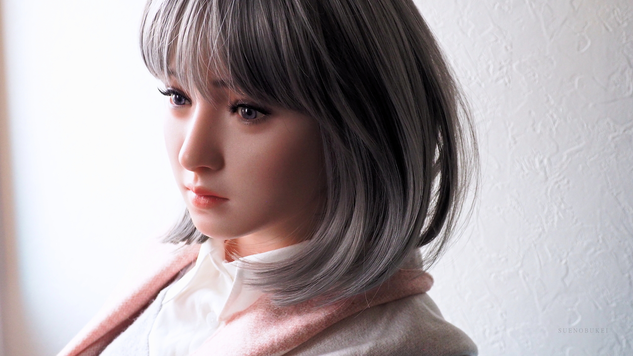 Yui: A slightly paler version - The quiet beauty of the doll