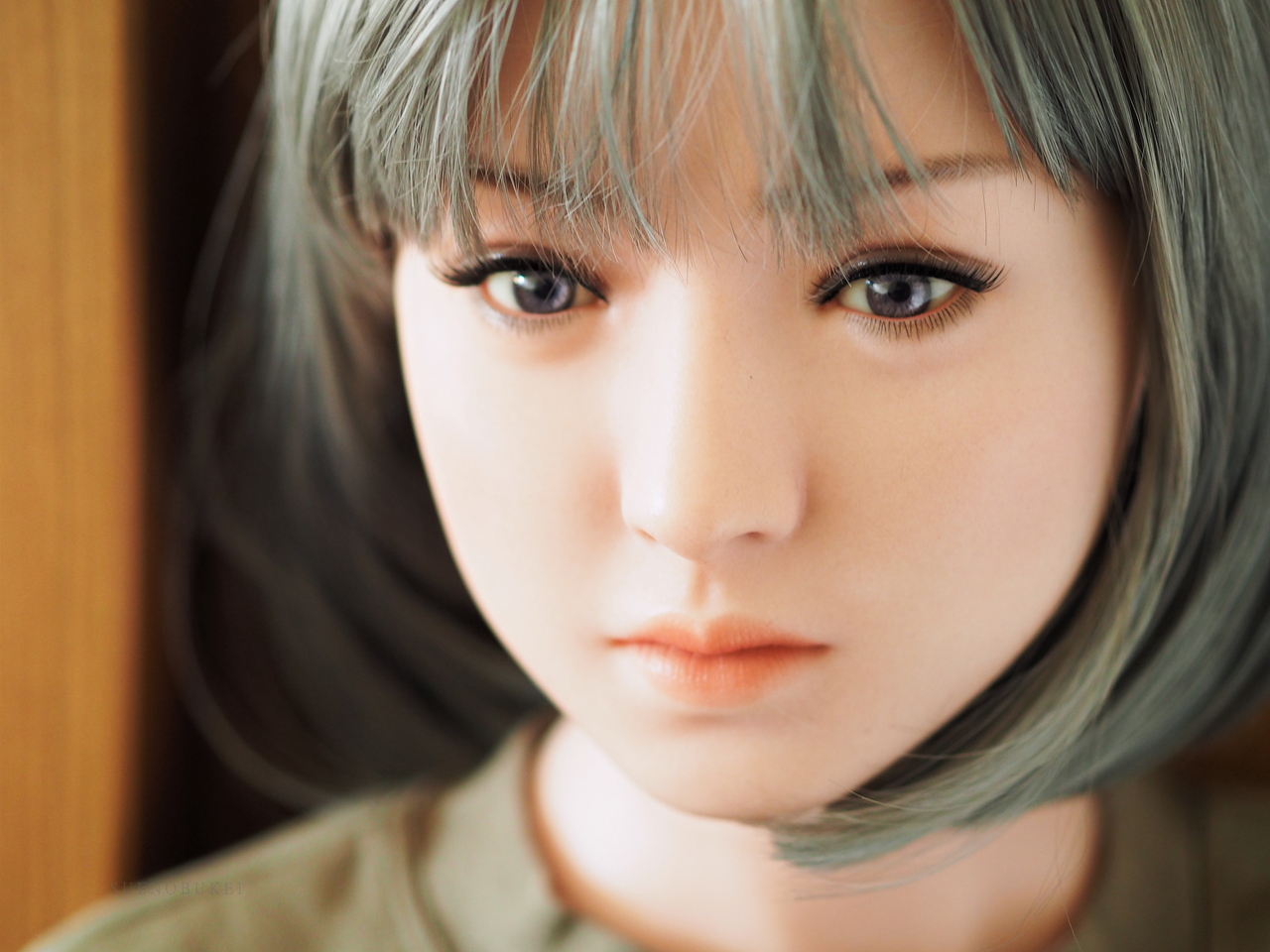 Yui: A very beautiful woman, but for some reason looks sad. - The quiet ...