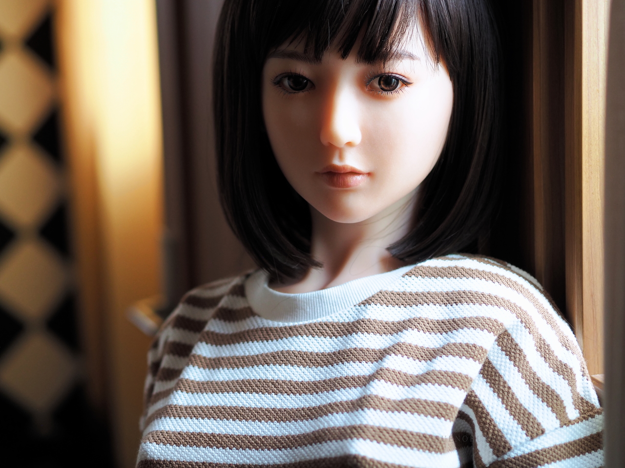 Yuzuki: Light and darkness - The quiet beauty of the doll