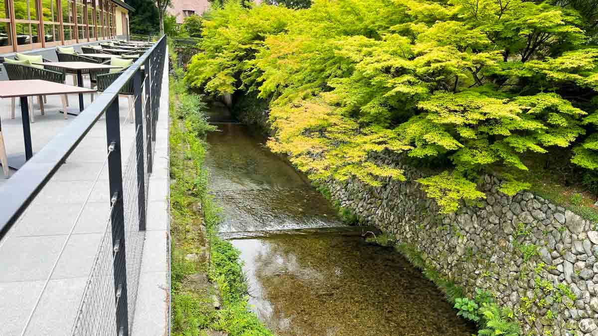 ROKU KYOTO宿泊記！プレミアフロア、アフタヌーンティー、レストラン、朝食、プール、温泉、ラウンジ ダイヤモンドでヒルトンアメックスのウィークエンド無料宿泊 - Creca-Style