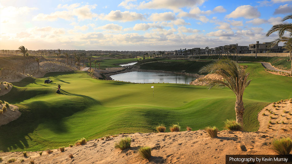 エジプトのピラミッドの近くにゴルフコース〈NEWGIZA〉がオープン - Linkslover | Ball Super