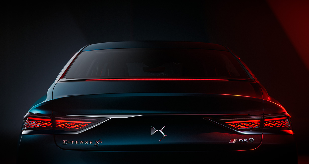 ブランドの個性がギンギンに伝わる高級サルーン「DS 9 ピュアテック オペラ」 - BRUDER