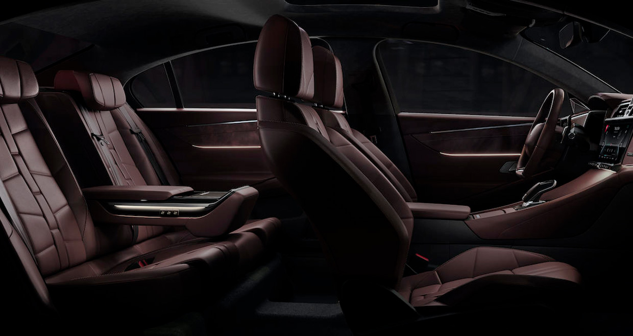 ブランドの個性がギンギンに伝わる高級サルーン「DS 9 ピュアテック オペラ」 - BRUDER