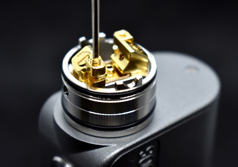 濃い喫味、初心者ビルドも可能なアトマイザー「VapeFly Holic MTL RDA」を実際に試してみた - ミルフモ