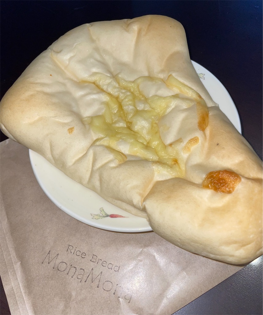 『Monamona モナモナ』の“チーズナンデス” - ぐるなBB