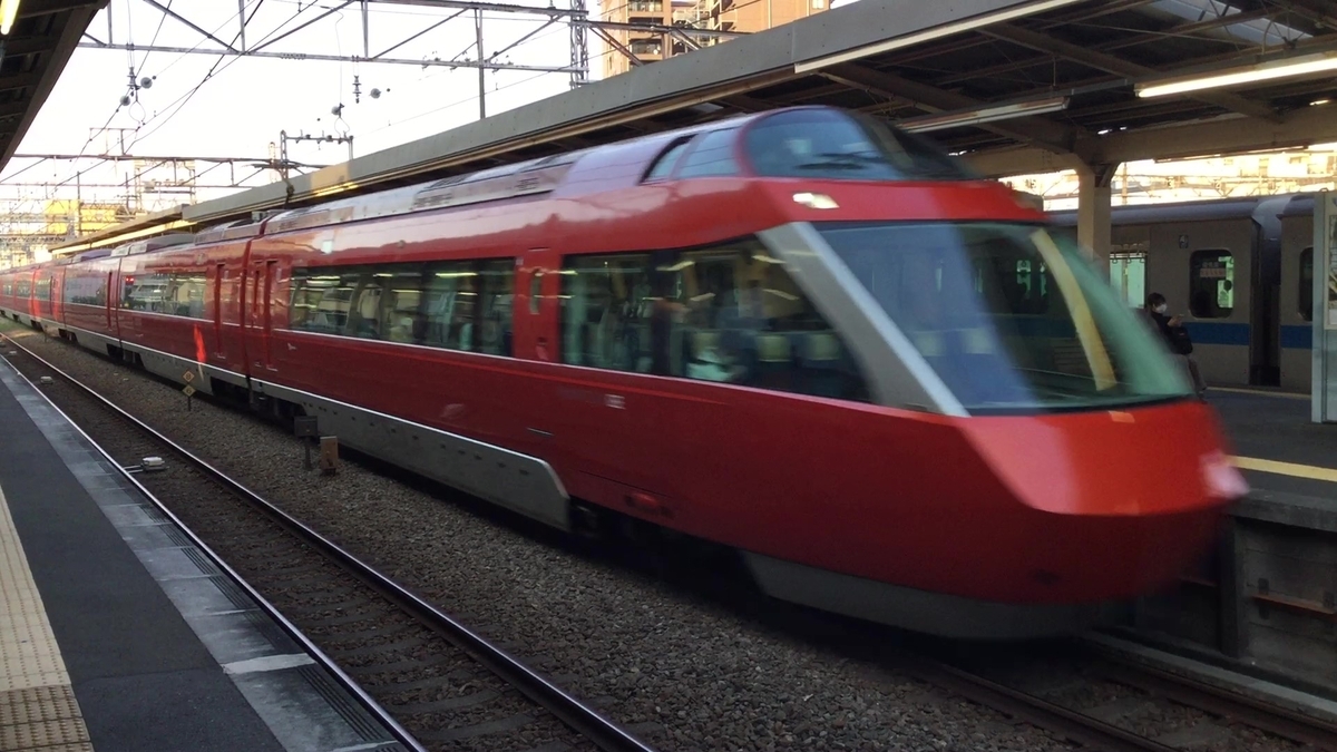 小田急・新型ロマンスカーの設計に着手。EXE＆VSEの後継はどんな車両に？ - 子供の頃の鉄道好きが復活した