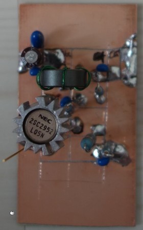 ローバンド受信用プリアンプを作る (3) 和製W7IUV preampを組んでみる。(続) - 駄目社員はむの日記