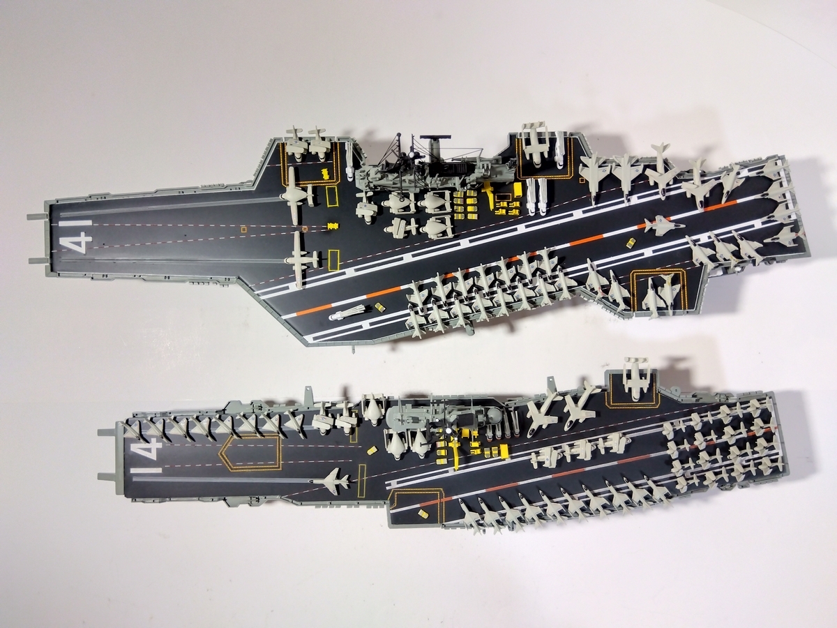 1/800 空母ミッドウェイ USS Midway (CV-41) 空母タイコンデロガ USS Ticonderoga (CV-14 ...