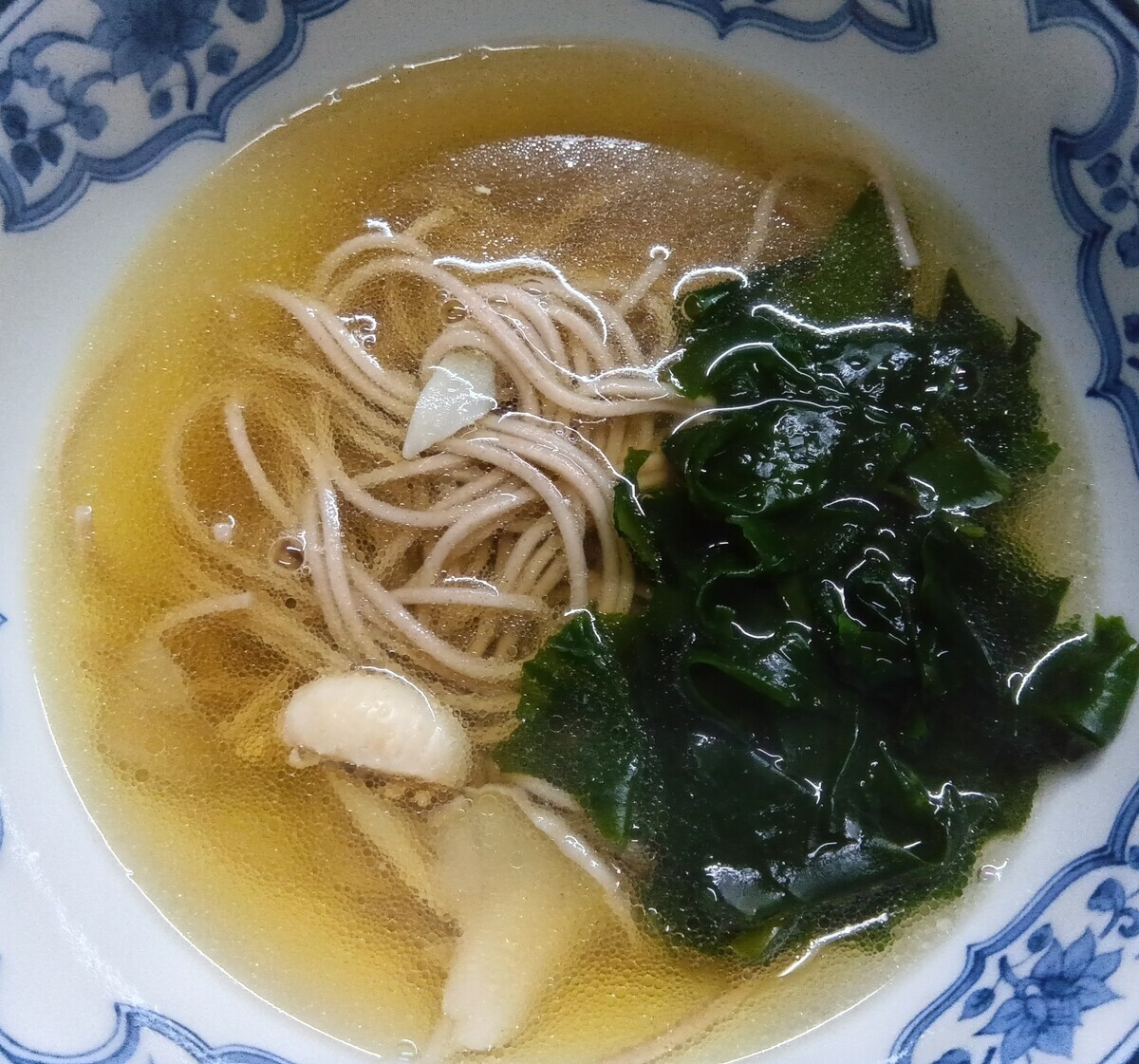 ペヤング超大盛は3人前ある？ - honn blog Diary