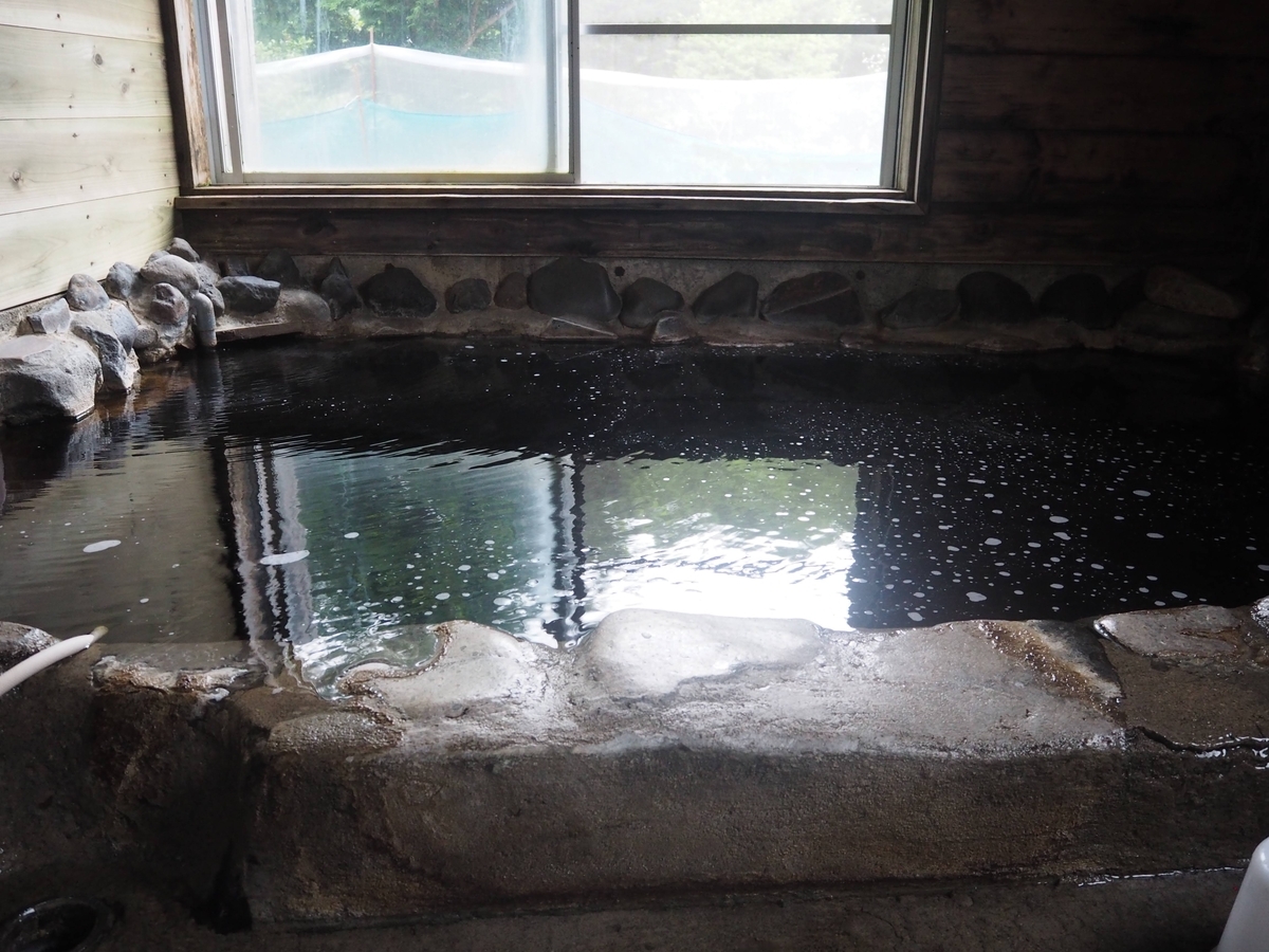 オーロラ温泉は道東の秘湯！モール泉が源泉かけ流しの露天風呂：アクセスも解説【北海道標茶町】 - はしも温泉ログ