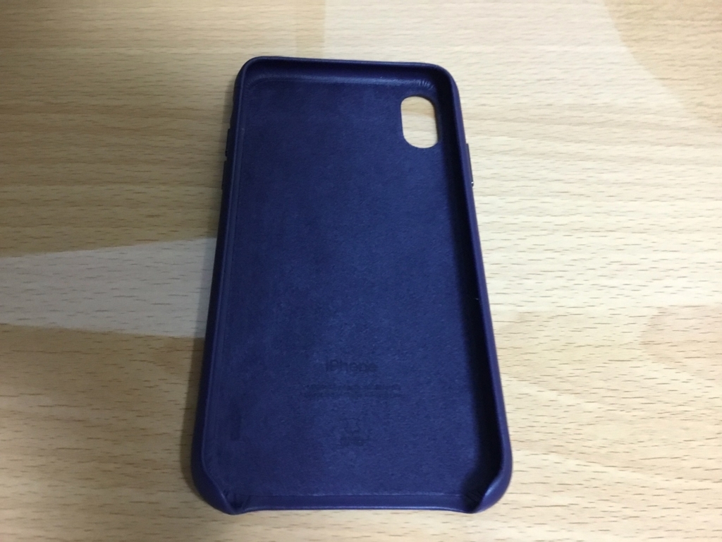 【レビュー】iPhone X 純正レザーケース - はっとてっくろぐ