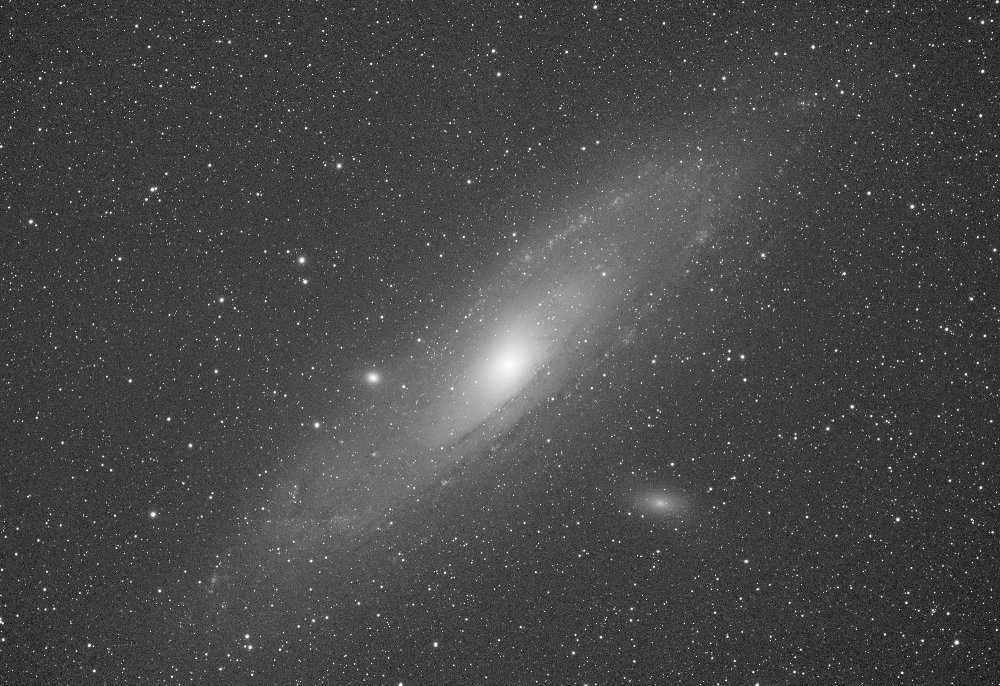 M31 アンドロメダ銀河のHⅡ領域の赤を強調（備忘録） - 明日撮ろ写真