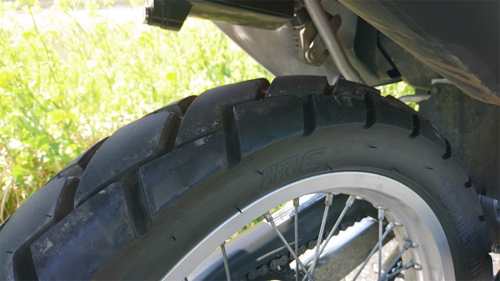 XR230のリアタイヤにIRC TRAIL WINNER GP-210を履いてみた - 下総二輪日記