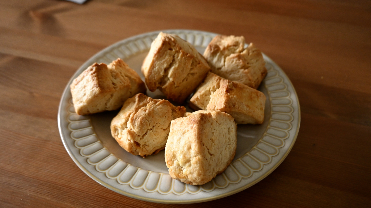 10月16日 ココナッツオイルのスコーン - HAGIBLOG