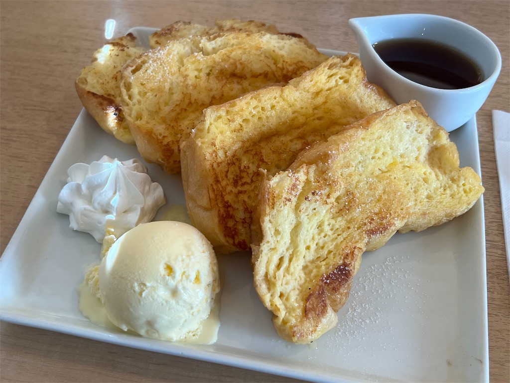 大井町のGIGLET (ギグレット)で、フレンチトースト - 東京朝ごはん / 東京モーニング (とあとも)