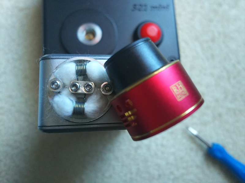 Royal Hunter mini by The Council Of Vapor - ひのき屋べいぷ帳