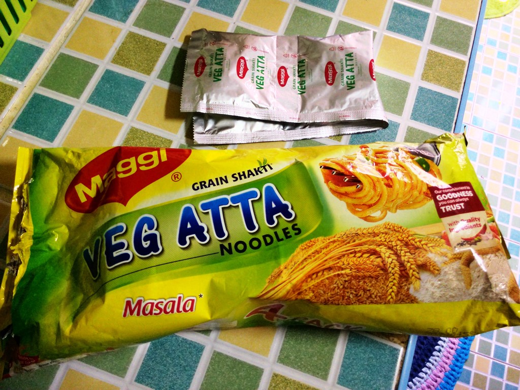 Recipe.2 Maggi(ATTA) を食す - P.S.Samphran