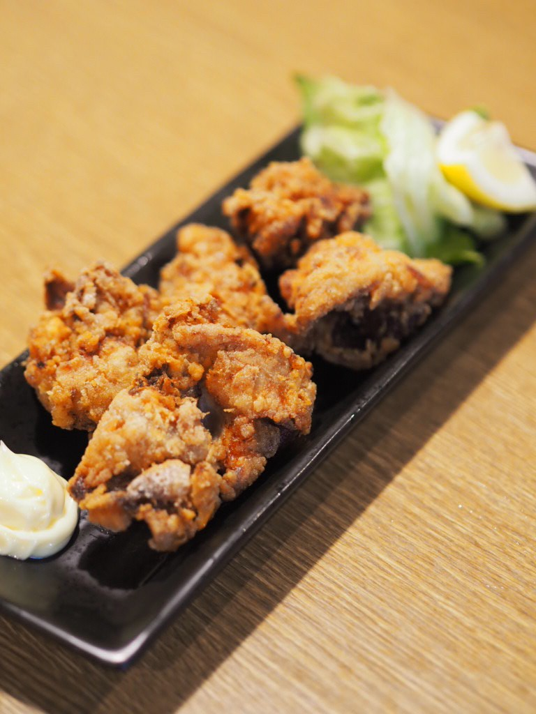 昼はラーメン夜は居酒屋の志善SHIZENで『ちょうちん』を食べる！ | ひろるんチャンネルYouTube舞台裏