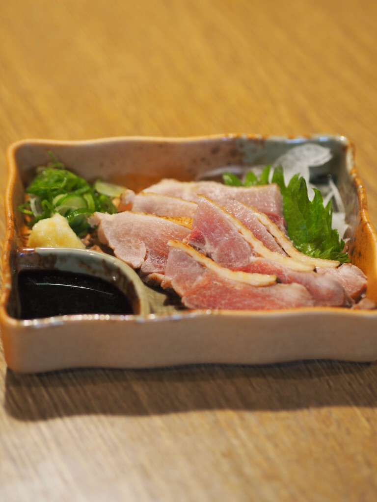 昼はラーメン夜は居酒屋の志善SHIZENで『ちょうちん』を食べる！ | ひろるんチャンネルYouTube舞台裏