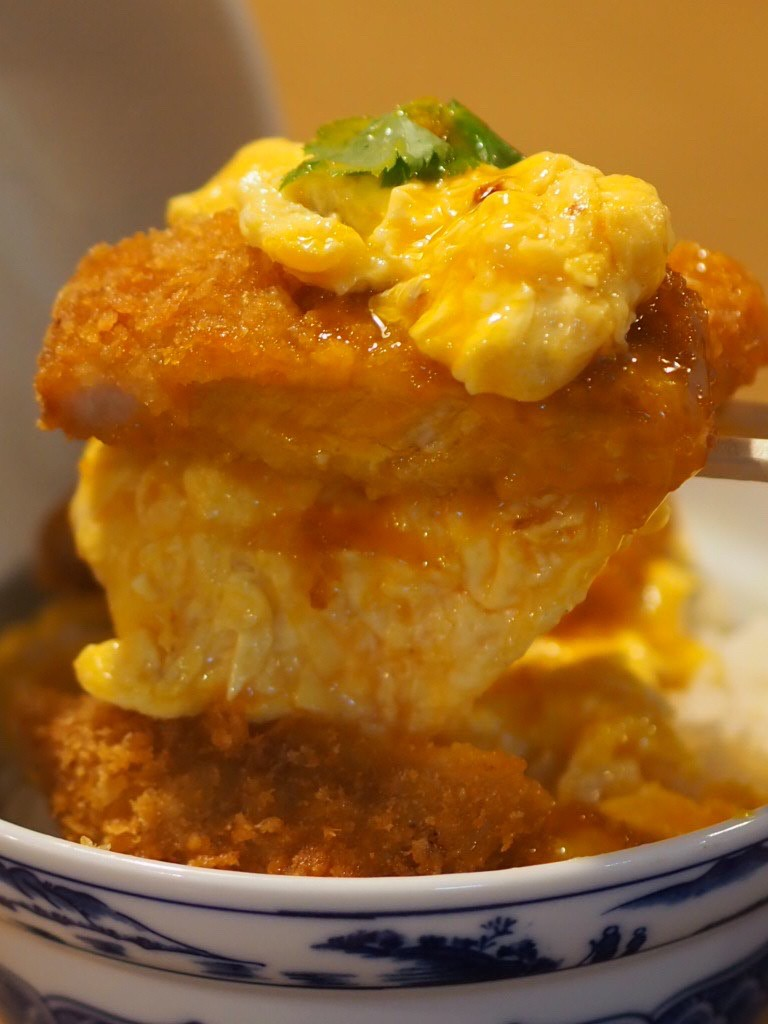 志善SHIZEN【徳島県】【ランチ】ラーメン屋に『とじないカツ丼 』登場！ | ひろるんチャンネルYouTube舞台裏