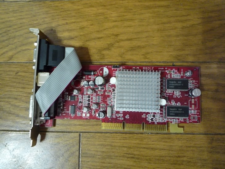 ATi R92LE グラフィックボード（AGPバス）のWindows7用ドライバーが見つかりません - 私のPC自作部屋