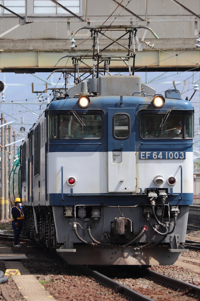 8087レ EF64重単・80レ EF64 3重連 - 特急上高地回遊81号