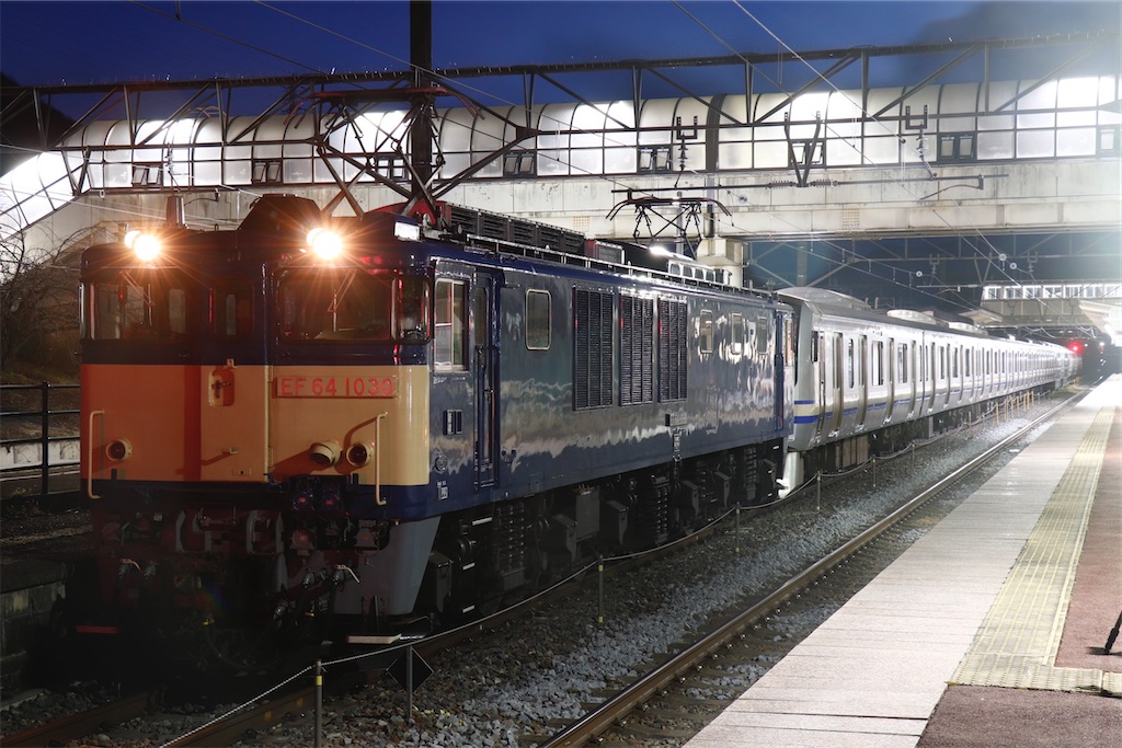 E217系Y-37編成 NN入場配給(廃車回送) - 特急上高地回遊81号