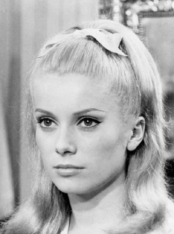 【画像112枚】カトリーヌ・ドヌーヴの映画をおすすめ順に紹介してみる。 - ひとみにカルチャーショックを。