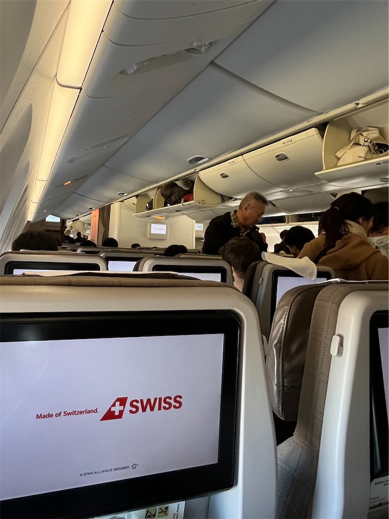 スイス国際航空LX161便 エコノミークラス 成田→チューリッヒ 搭乗記 - 気ままな旅日記