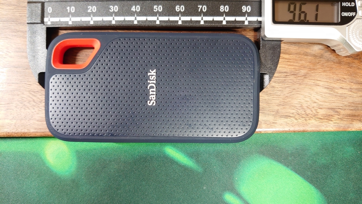 63回目 SanDisk製「Extreme Portable SSD」はPCゲーム用外付けSSD - パソコンのパの字も知らない