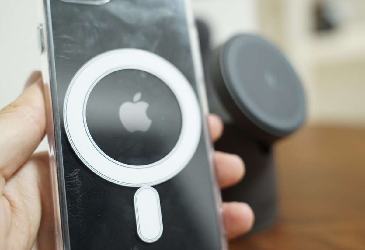 iPhoneSE2 MagSafe充電化計画～充電編 - 本能ブログ【東京とカメラといろいろと】