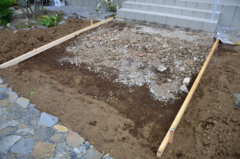 雑木の庭にテラスを作る - SECOND 農 LIFE