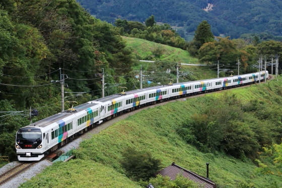 E257系M205編成（付属）+M109編成（基本）出場試運転 - ガタゴト日誌