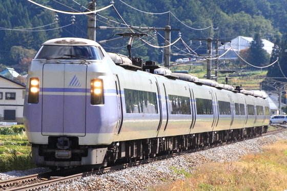 E351系S1編成出場試運転 - ガタゴト日誌