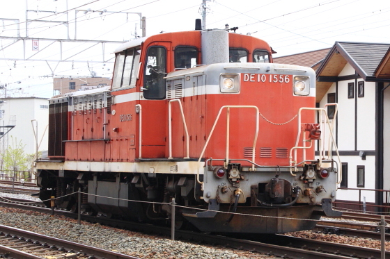 DE10-1556単機（北長野～篠ノ井） - ガタゴト日誌