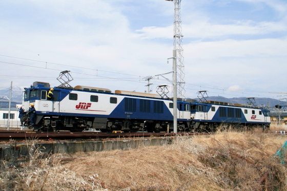 EF64-1002+EF64-1011が北長野（貨物駅）へ - ガタゴト日誌