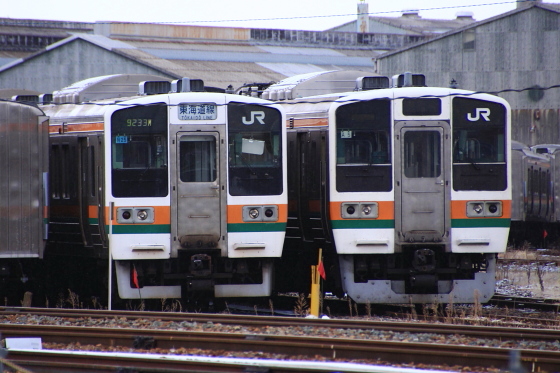 211系（高崎車）C4編成移動 - ガタゴト日誌