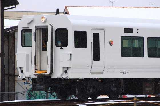 E257系（付属2連）M204編成試験走行 - ガタゴト日誌
