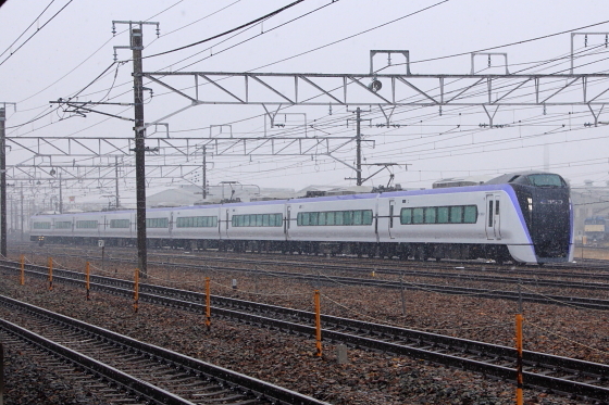 E353系S101編成入場・S201編成工場内移動 - ガタゴト日誌