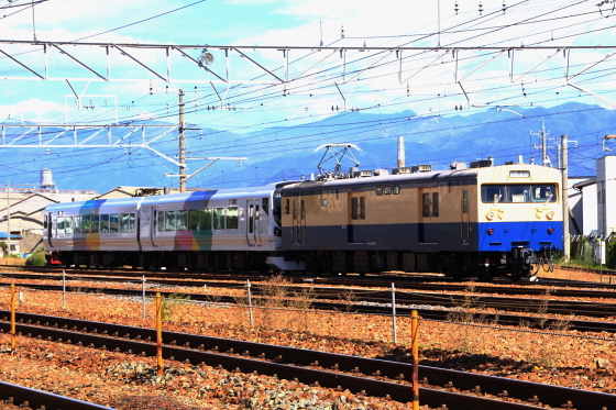 E257系M116編成＋M205編成入場 - ガタゴト日誌