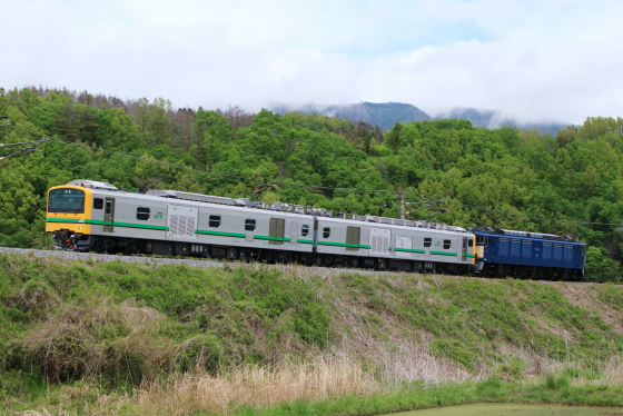 E493系+EF64 37（無動力）篠ノ井線回送 - ガタゴト日誌
