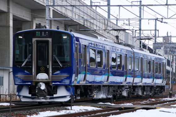 326M(115系運用)がSR1系100番台S102編成で運転 - ガタゴト日誌