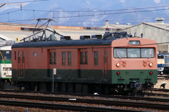 E217系Y143編成が工場へ移動 - ガタゴト日誌