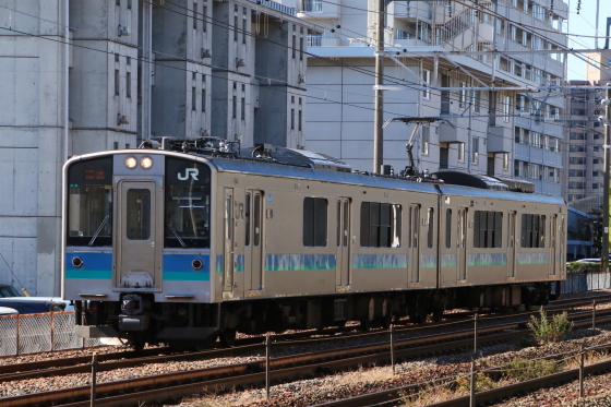 E127系100番台A5編成入場 - ガタゴト日誌