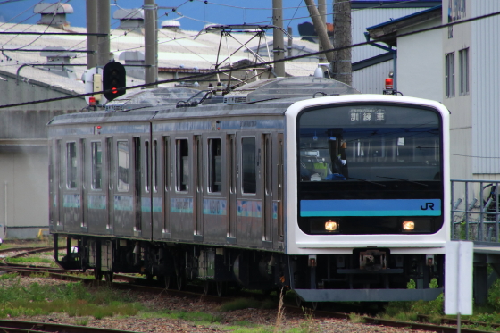 EF65 1105が移動しE217系基本編成の解体は終盤へ - ガタゴト日誌