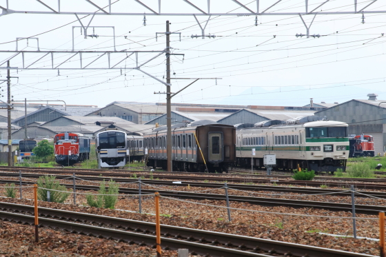 E233系T8編成は見れましたがT40編成は何処に・・・ - ガタゴト日誌